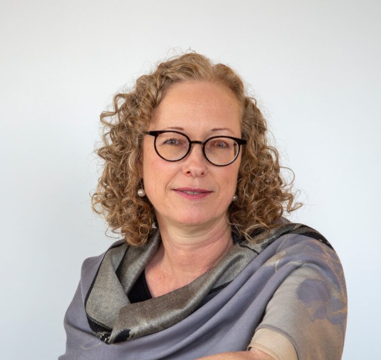 ACCL » Miller, Robyn